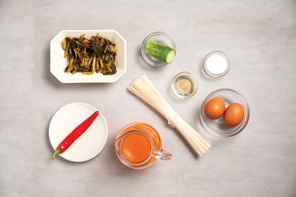 K-FOOD Recipe / Revive your appetite this summer with ‘Yeolmuguksu’ 상세 ...