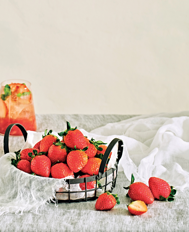 Cover Story / Strawberry, Korea’s Most Successful Export Agricultural ...